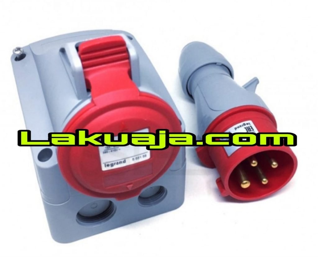 LEGRAND Panel Mounting 555258+555238 32A (3P+E) - Lakuaja